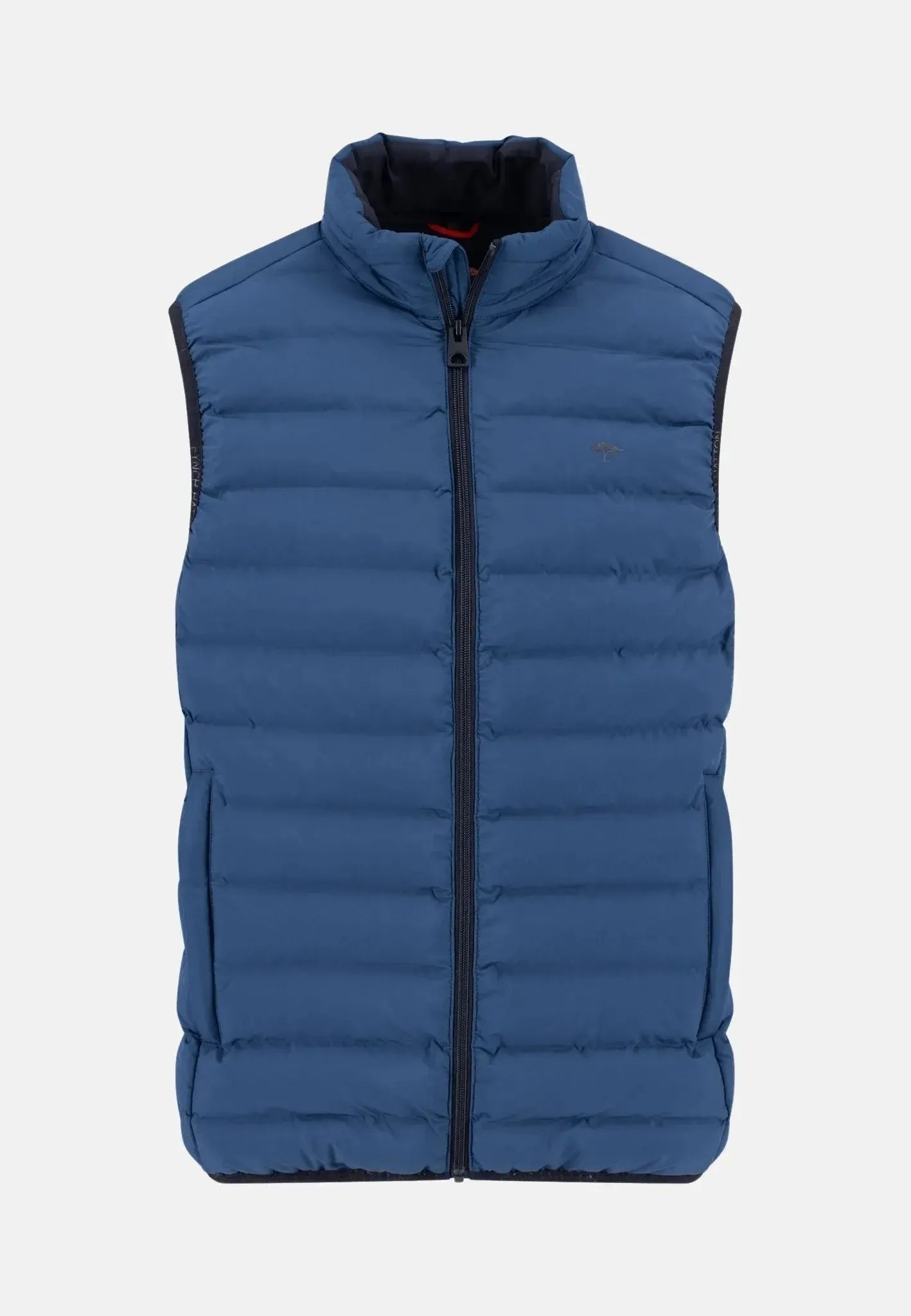 Basic Light Weight Gilet Misty Blue | FYNCH-HATTON UK